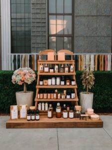15 Brilliant Vendor Display Ideas to Attract More Customers