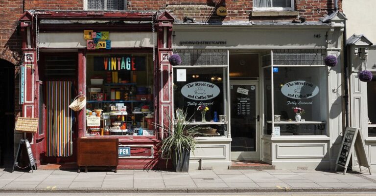 15 Creative Pop Up Shop Display Ideas to Boost Sales Fast