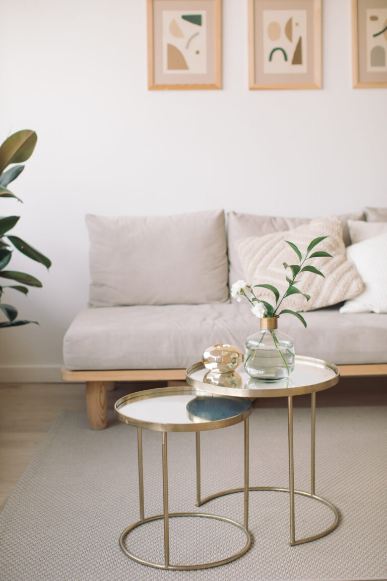 20 Best Sofa Table Decor Ideas to Instantly Elevate Your Living Room